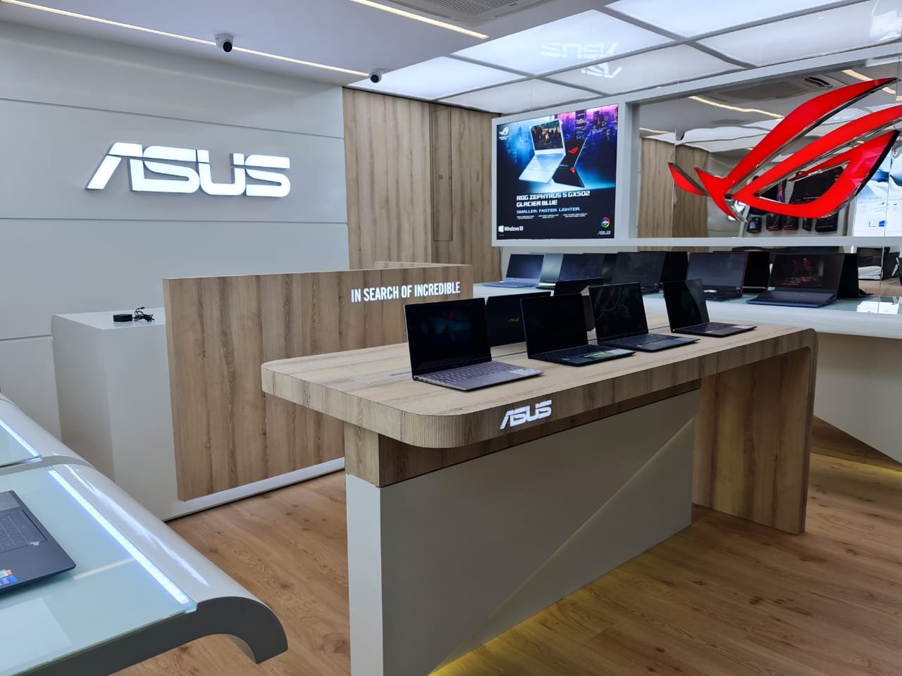 ASUS launches its first-ever exclusive store in Sri Lanka - Thakshanaya.lk